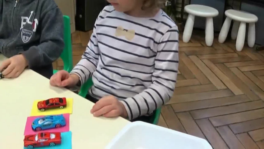 Voitures et garages - S2 - Commande orale - Maternelle Éducatif