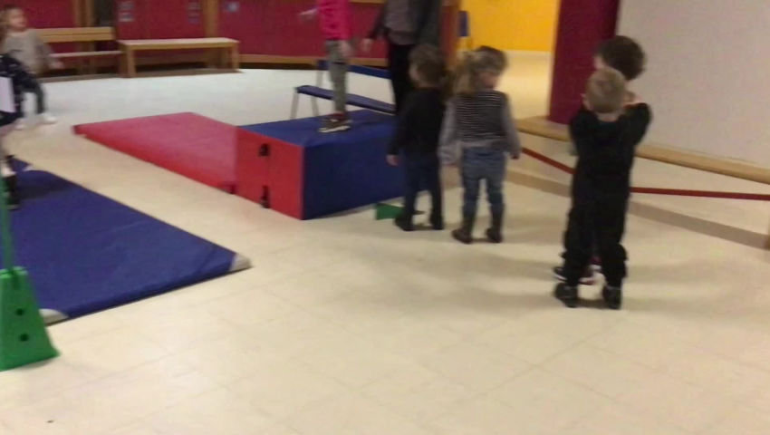 JE SAUTE - Maternelle Éducatif